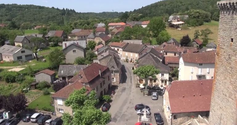 Châteaux & Fortifications – Fons – Château du Roc – – Lot-46.com