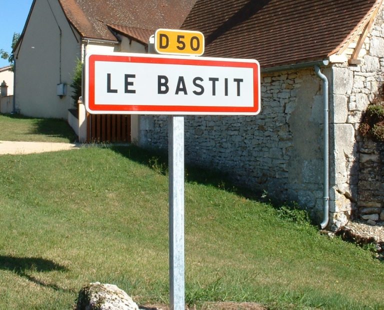Communes – Le Bastit – – Panneau du village de Le Bastit – Lot-46.com